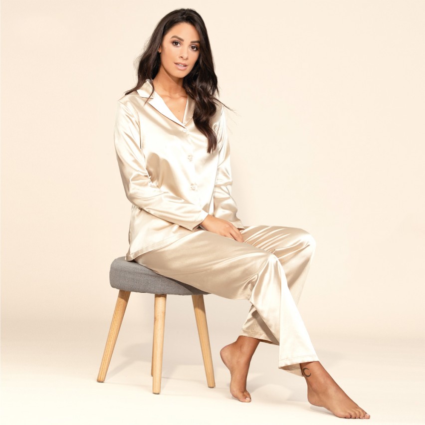 Pigiama elegante donna Biancaluna 21D7702 aperto in raso colore seta ...