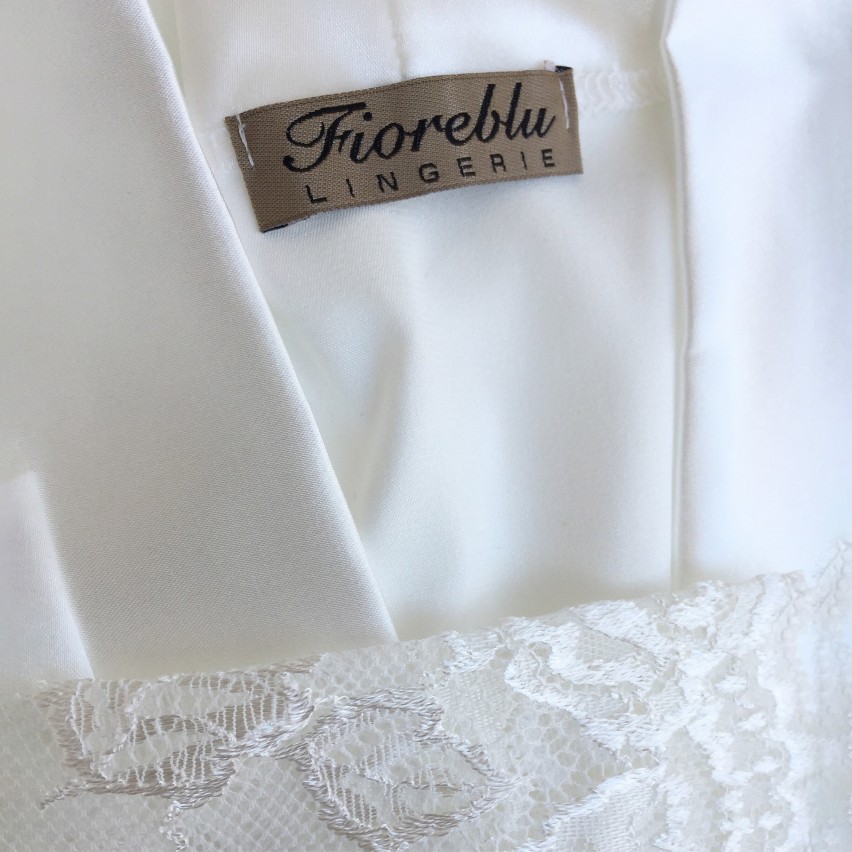 Kimono vestaglia in raso manica pizzo Fioreblu V730