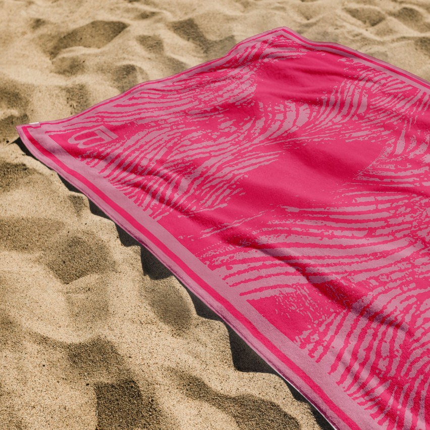 Telo mare Laura Biagiotti spugna jacquard "Shuri" fucsia 100% cotone | Intimorosa